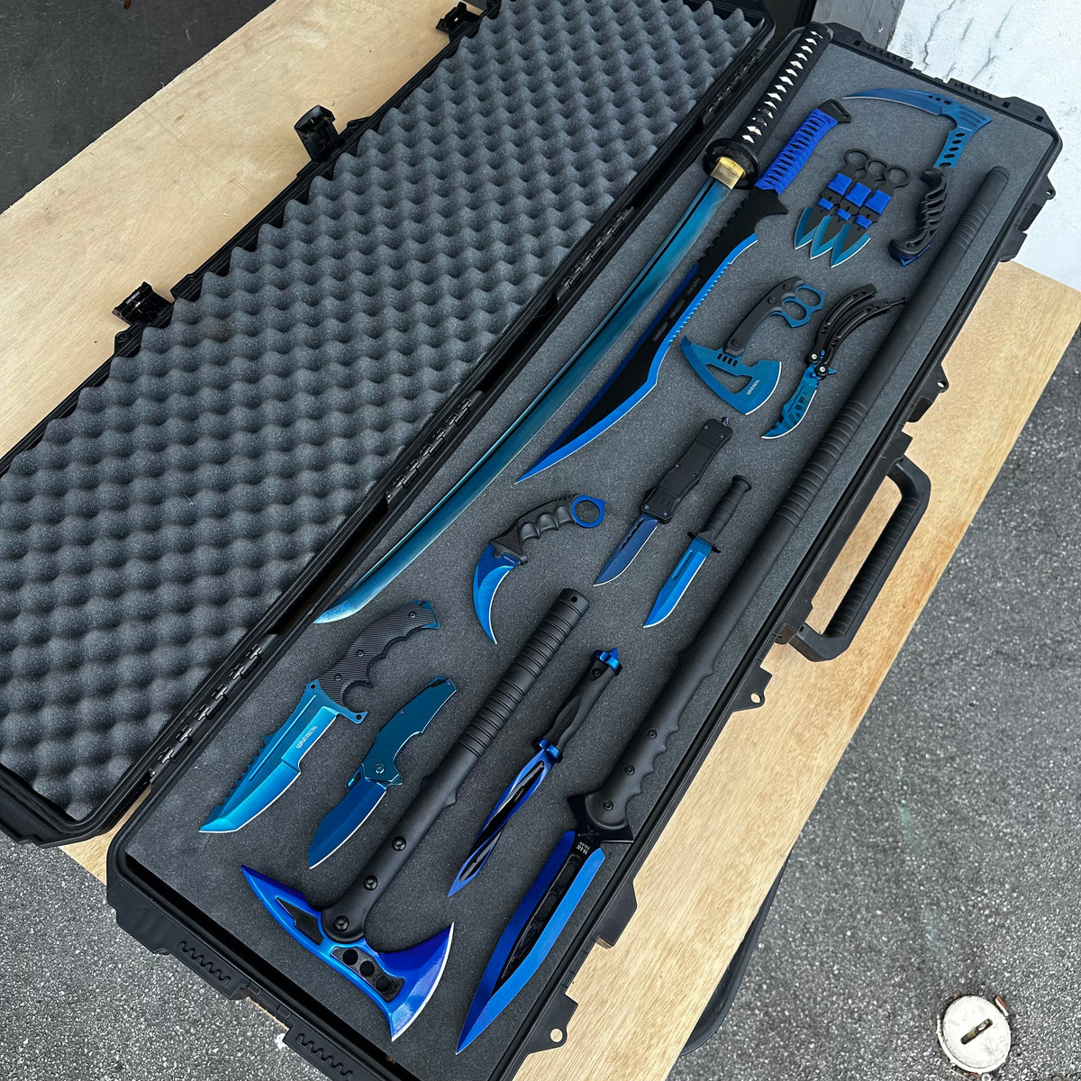 Blue Sub Zero 16 Piece Mega Tactical Knife Set | Blade City