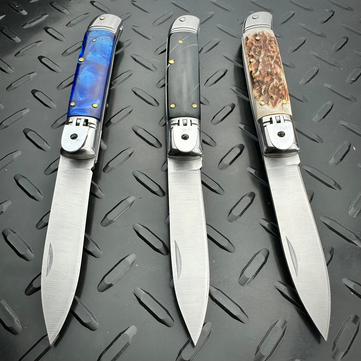 Valiant Leverlock Italian Switchblades | Blade City