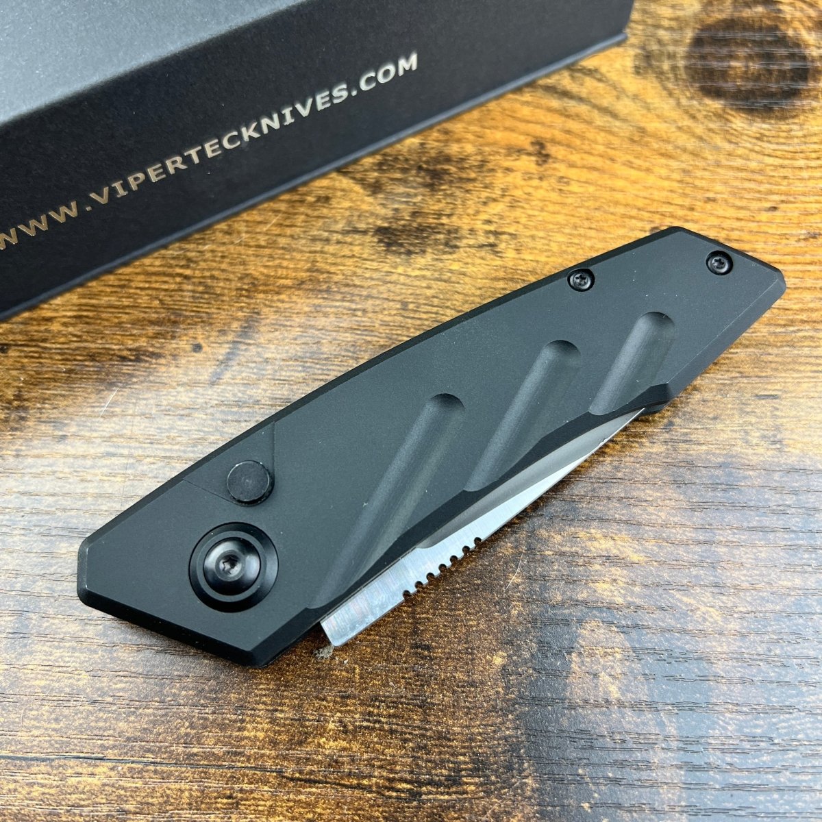 VT Initiate 1 Automatic D2 Switchblade Knife | Blade City